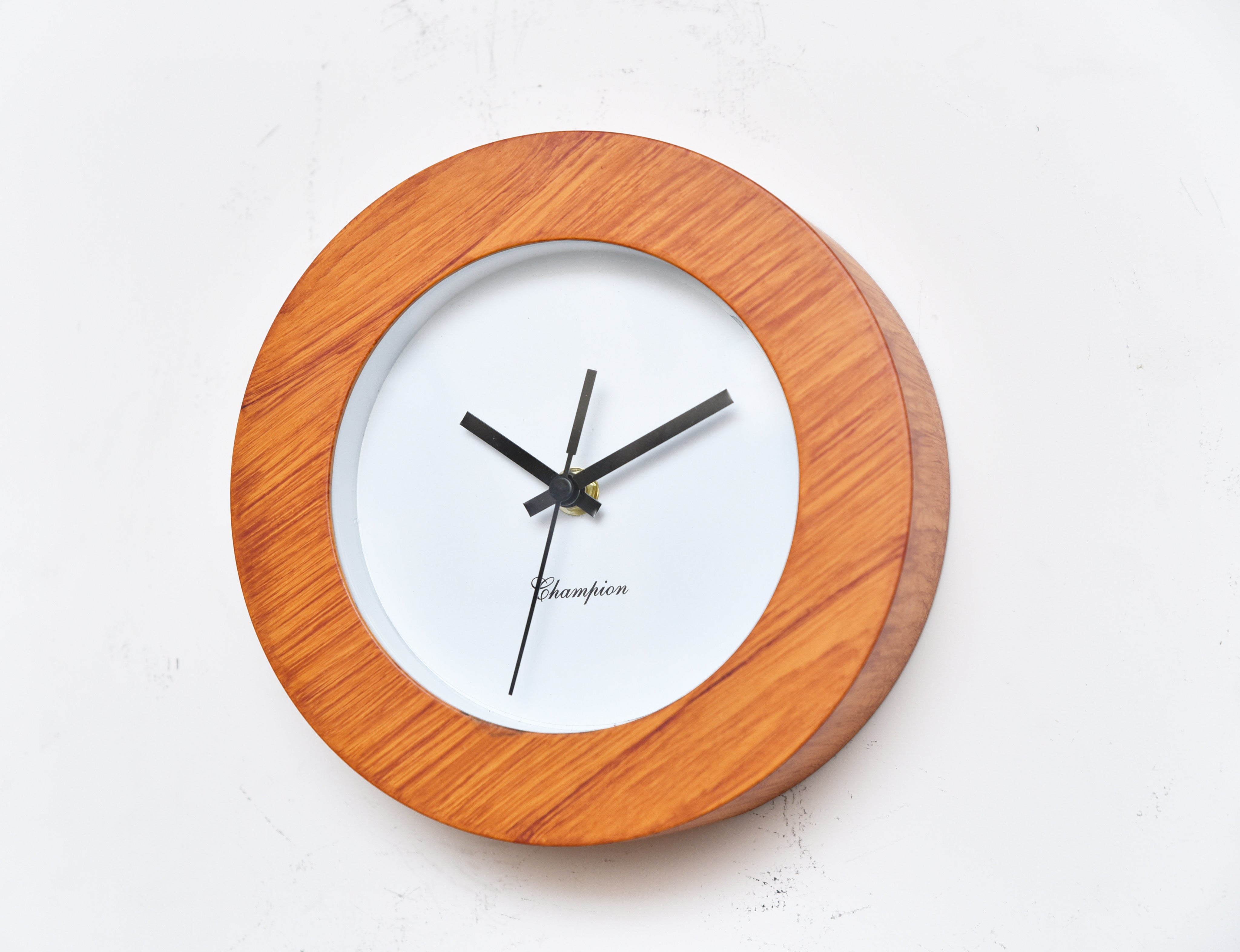 Champion White Dial Ply-Wood Round Table Clock For Decor – Champion ...